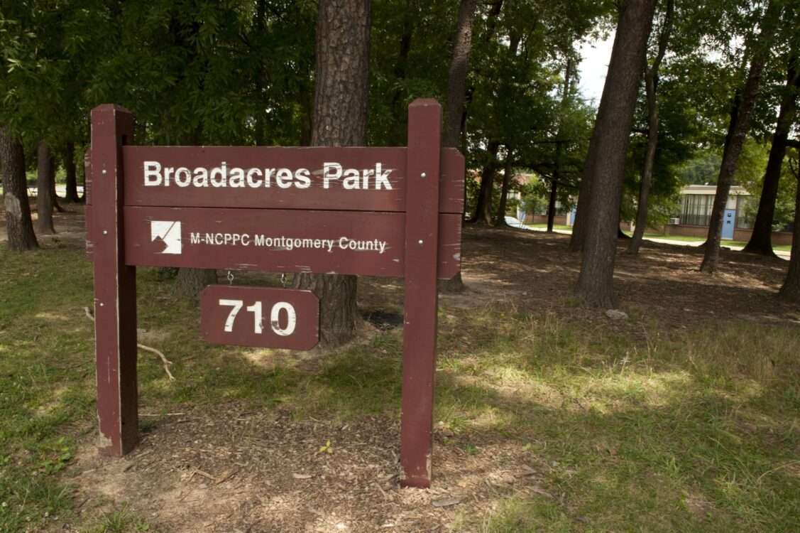Broadacres Local Park - Montgomery Parks