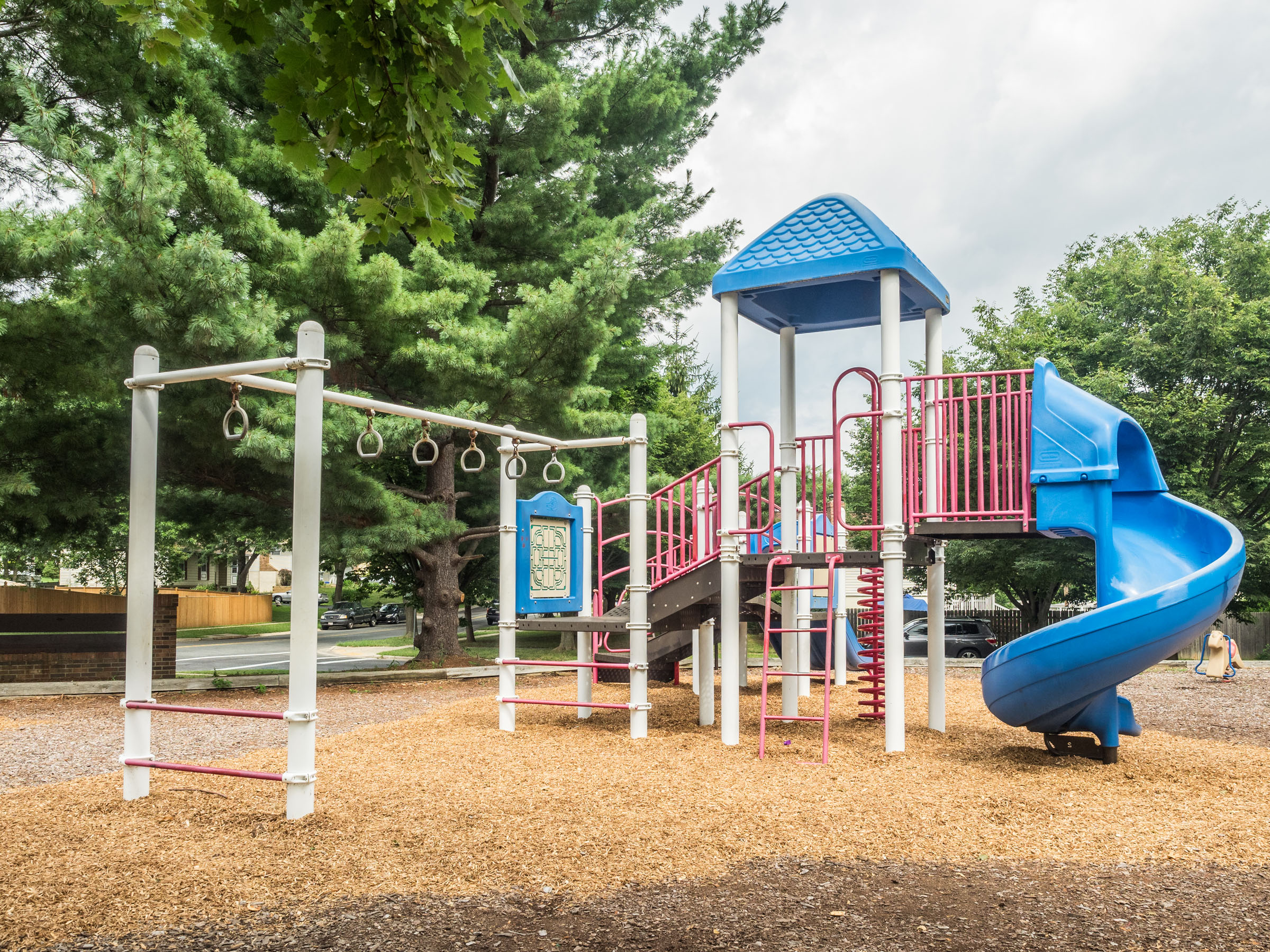 Flower Hill Local Park - Montgomery Parks