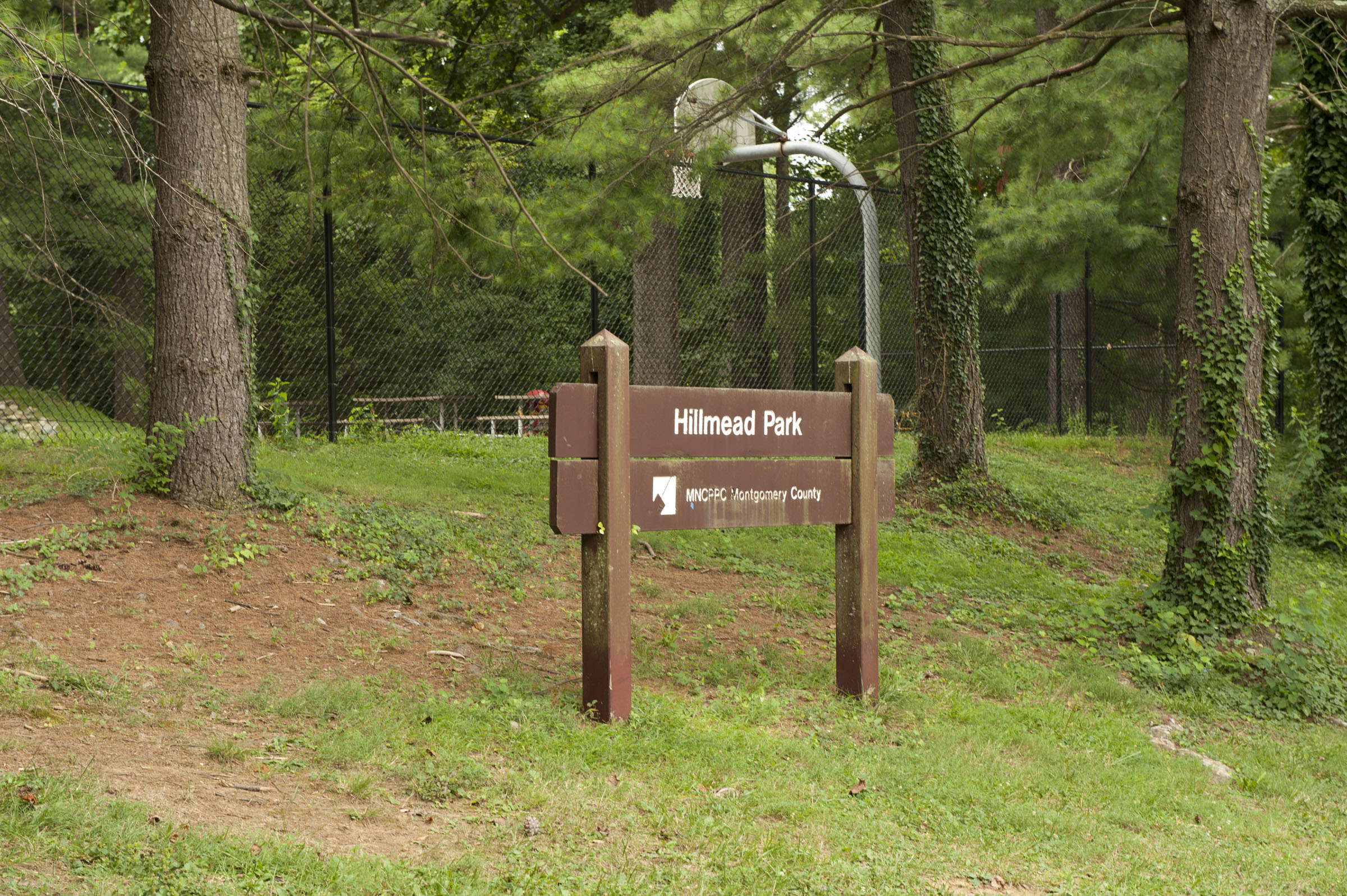 Hillmead Neighborhood Park - Montgomery Parks