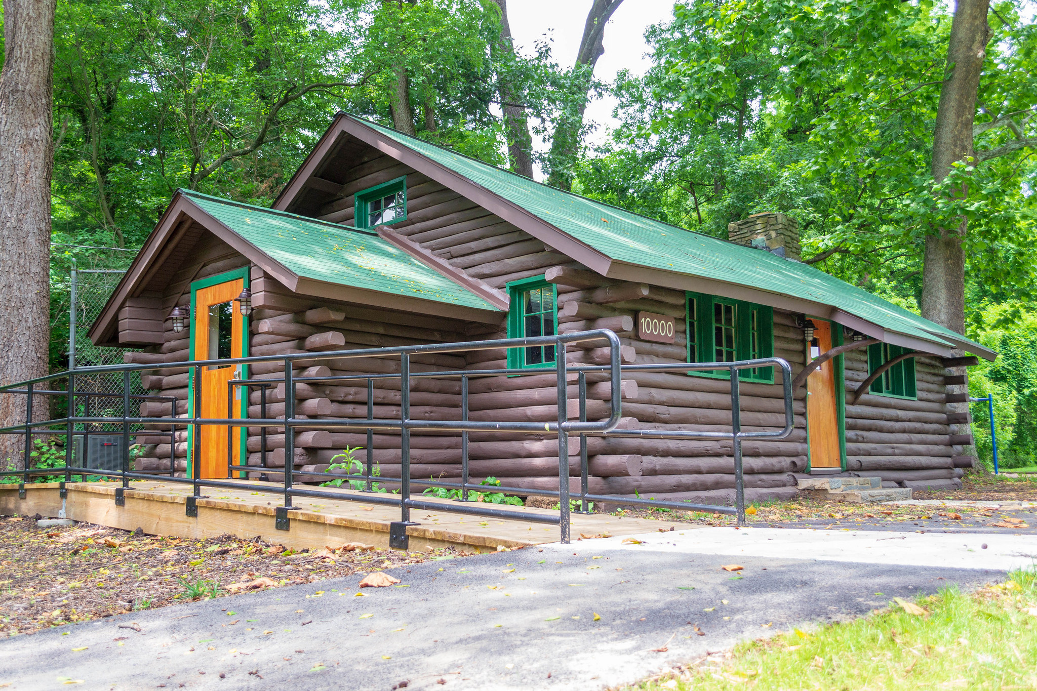 Mayor Jayne H. Plank Kensington Cabin Local Park - Montgomery Parks